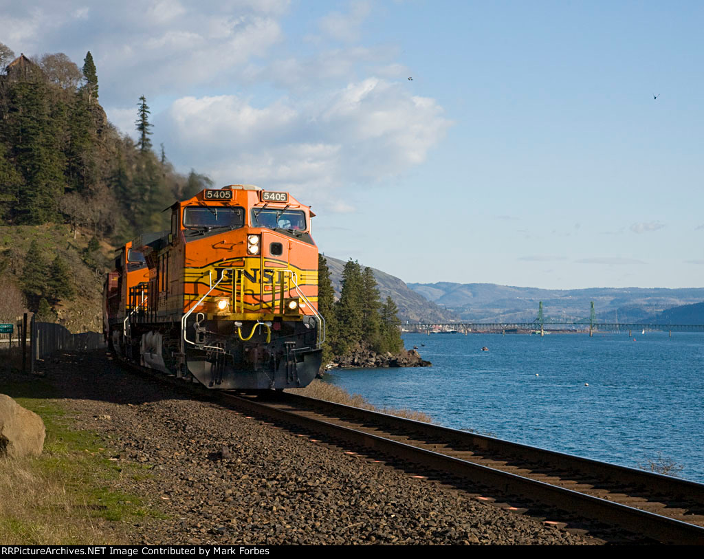 BNSF 5405
